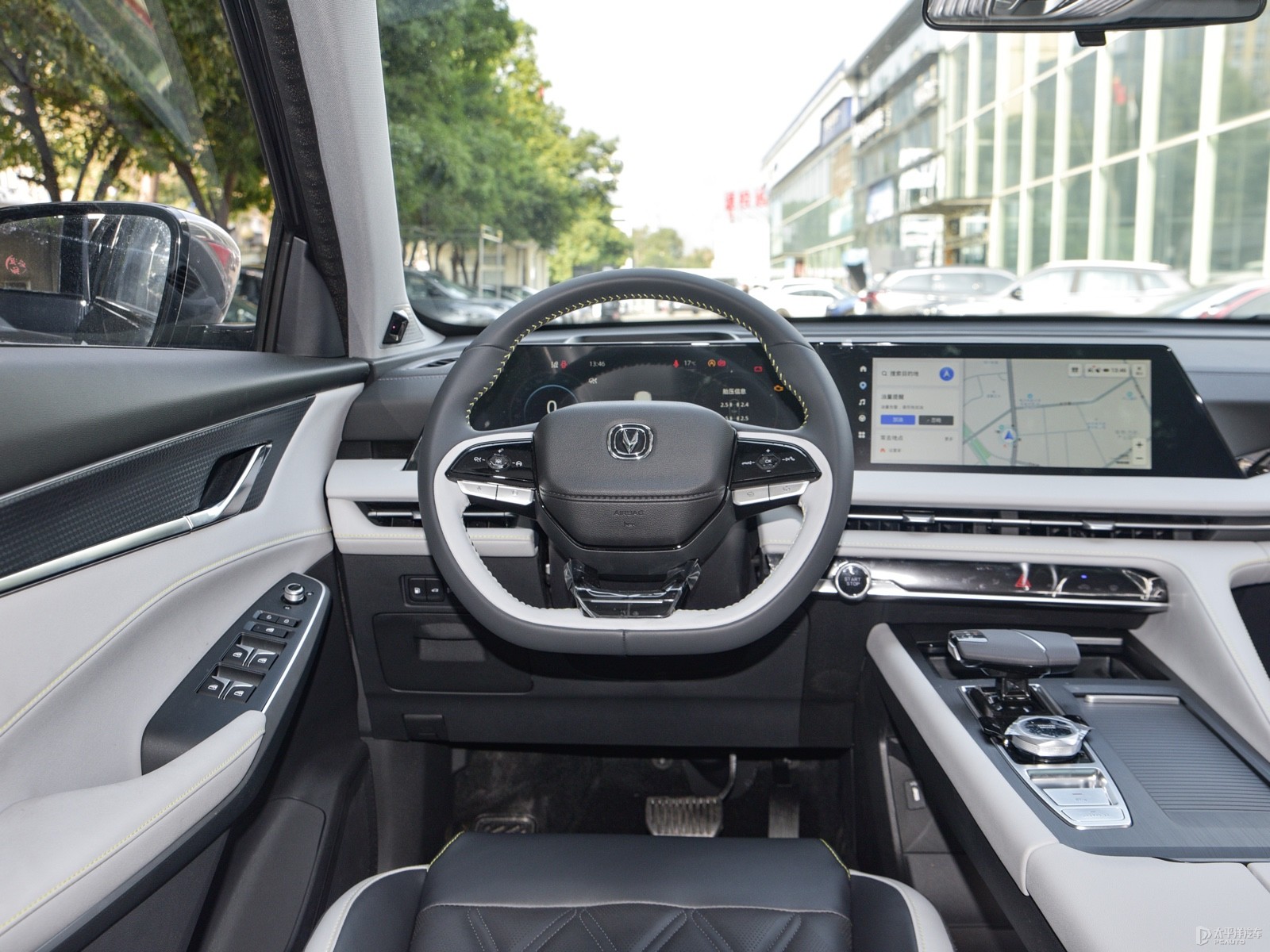长安cs75 Plus内饰实拍高清大图 长安cs75 Plus 2023款 第三代 1 5t 自动领航型第2张图片大全 太平洋汽车